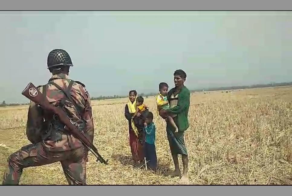 Mortar shell from Myanmar kills two in Bandarban