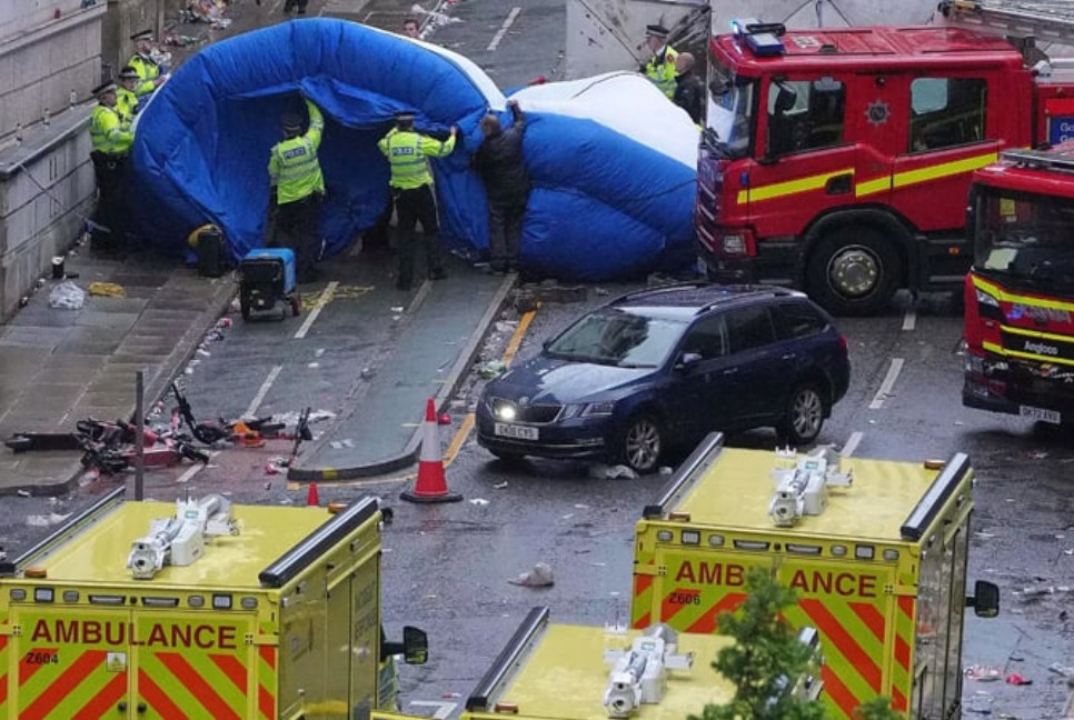 Liverpool parade crash: what we know | | Bangladesh Pratidin