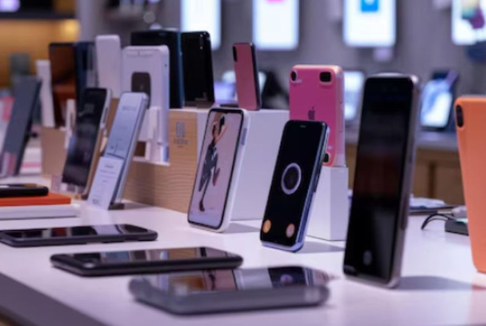 Mobile phone traders announce nationwide shutdown today | | Bangladesh ...