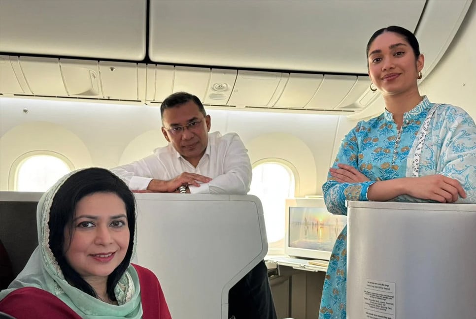 300 Feet area turns into ‘sea of people’ despite biting cold ...